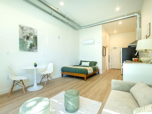 Esperanza 1 Bedroom Apartment for Rent at 424 12th St, Sacramento, CA 95814