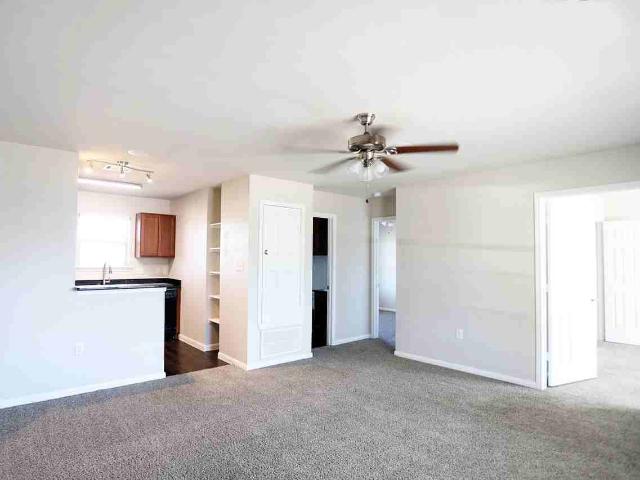 Esperanza at Wilson 2 Bedroom Apartment for Rent at 1404 Wilson Rd, Humble, TX 77338 Humble