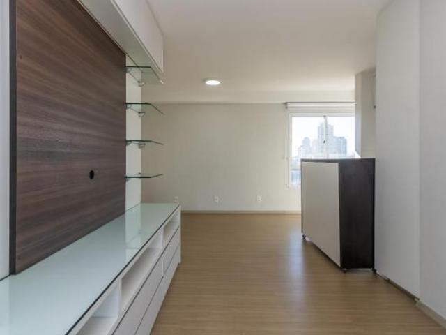 Elegante apartamento para venda em Chácara Inglesa com 2 quartos, sendo 1 suíte, 65m² jaquelineali