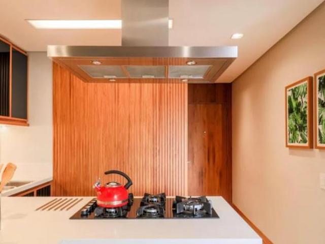 Deslumbrante apartamento para venda em Vila Cordeiro com 3 quartos, sendo 1 suíte, 121m² remaxfron