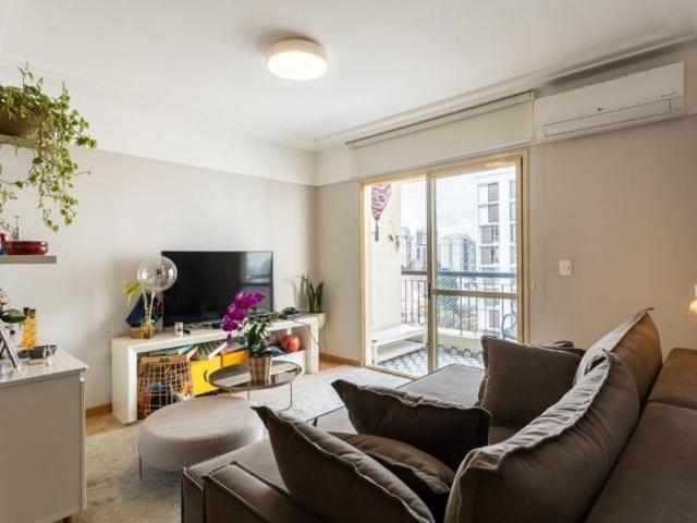 Agradável apartamento para venda em Vila Pompéia com 3 quartos, sendo 1 suíte, 84m² mlimaoscar#A57