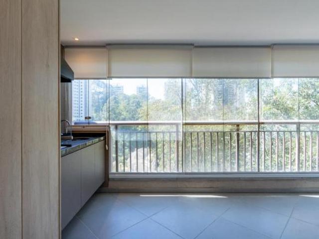 Sensacional apartamento garden para venda em Vila Andrade com 3 quartos, sendo 1 suíte, 80m²