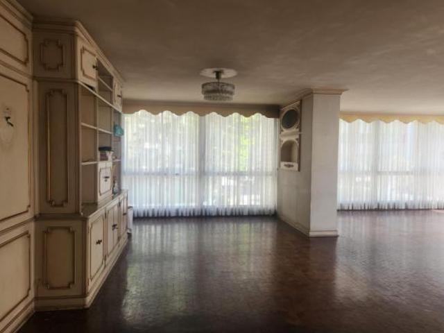 Funcional apartamento para venda em Morro dos Ingleses com 3 quartos, sendo 1 suíte, 285m² vlamirf