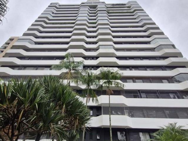 Espetacular apartamento para venda em Morumbi com 3 quartos, sendo 1 suíte, 185m²
