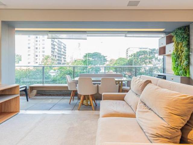 Espetacular apartamento para venda em Brooklin Paulista com 2 quartos, sendo 2 suítes, 81m²