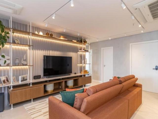 Confortável apartamento para venda em Jardim das Acácias com 2 quartos, sendo 2 suítes, 105m² kath