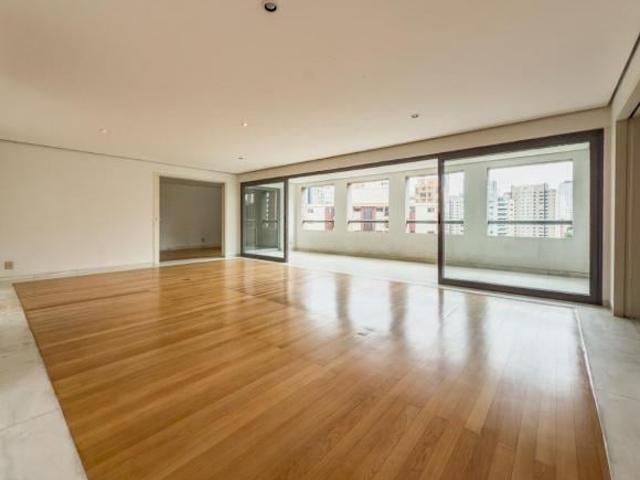 Imperdível apartamento para venda em Jardim Londrina com 4 quartos, sendo 2 suítes, 277m²