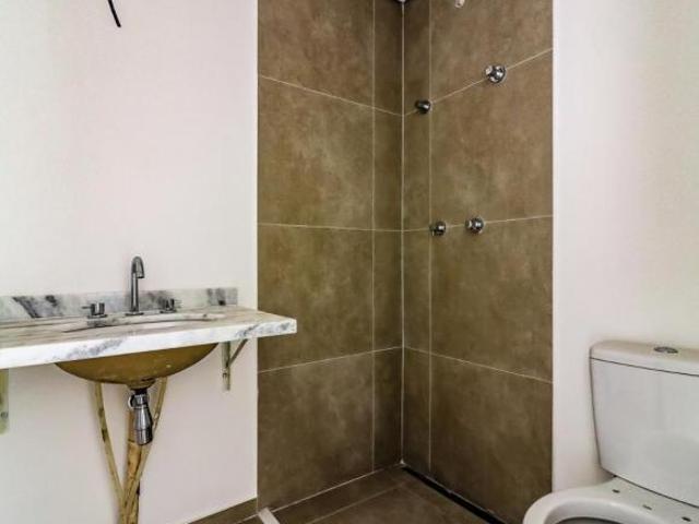 Agradável apartamento para venda em Parque São Domingos com 2 quartos, sendo 1 suíte, 70m² remaxmo