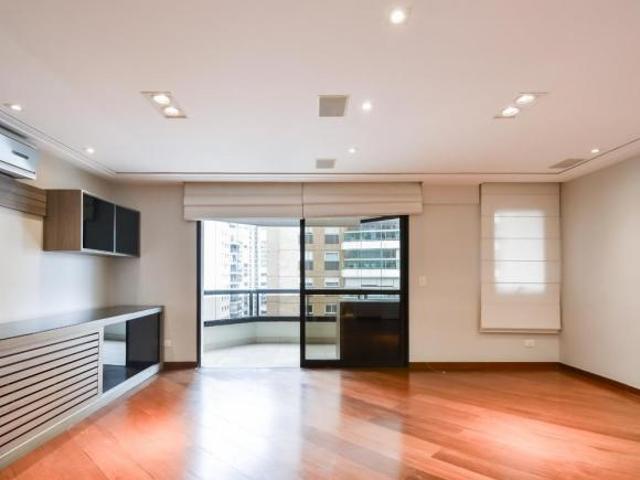 Espetacular apartamento para venda em Perdizes com 4 quartos, sendo 3 suítes, 155m²