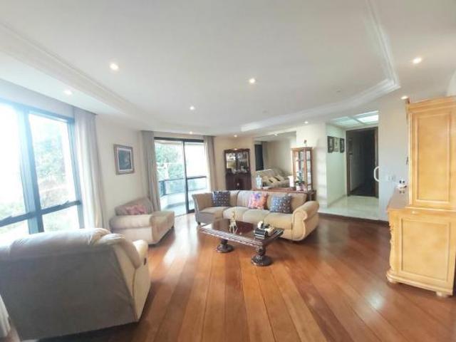 Espetacular apartamento para venda em Perdizes com 4 quartos, sendo 3 suítes, 200m²