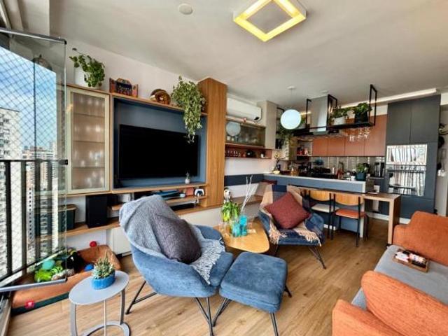 Atraente apartamento para venda em Perdizes com 2 quartos, sendo 1 suíte, 70m² robertasantos#NQYD6