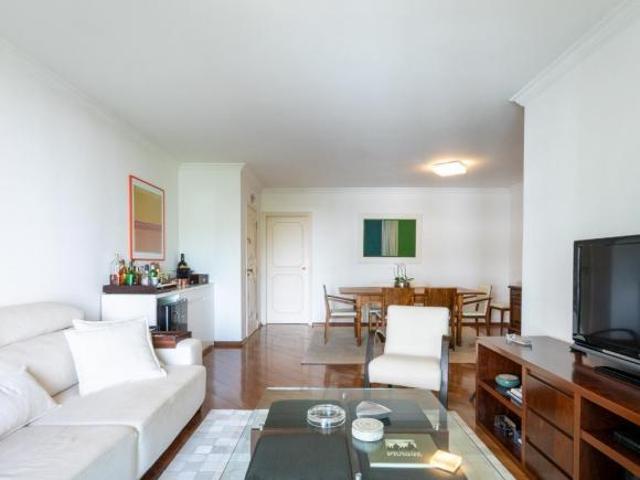 Versátil apartamento para venda em Real Parque com 4 quartos, sendo 2 suítes, 156m² theremaxcollec