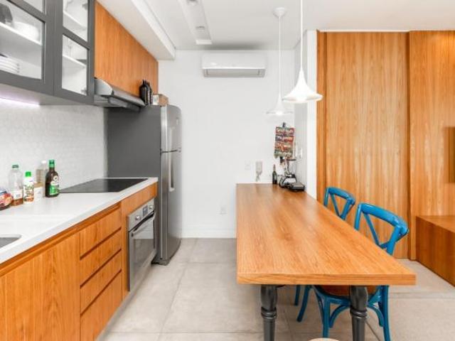 Confortável apartamento para venda em Vila Nova Conceição com 1 quarto, sendo 1 suíte, 69m²