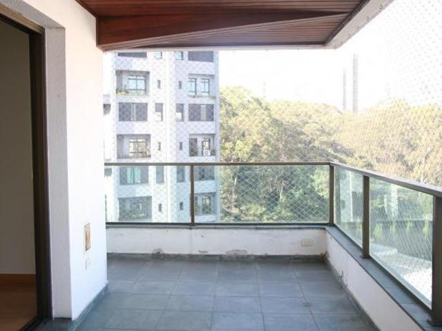 Espetacular apartamento para venda em Vila Suzana com 3 quartos, sendo 3 suítes, 243m² mauromarchi