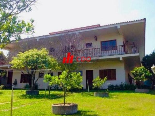 Espetacular casa a venda em Condomínio na Chácara Alpes, Itapecerica da Serra 5 Suítes,4 Salas,terre