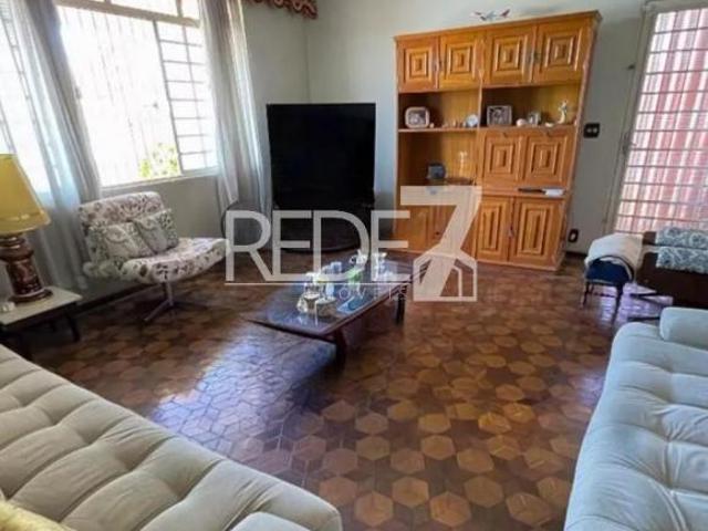 Espetacular Casa à Venda em Campinas SP, Parque São Quirino: 3 Quartos, 1 Suíte, 3 Salas, 2 Banheiro