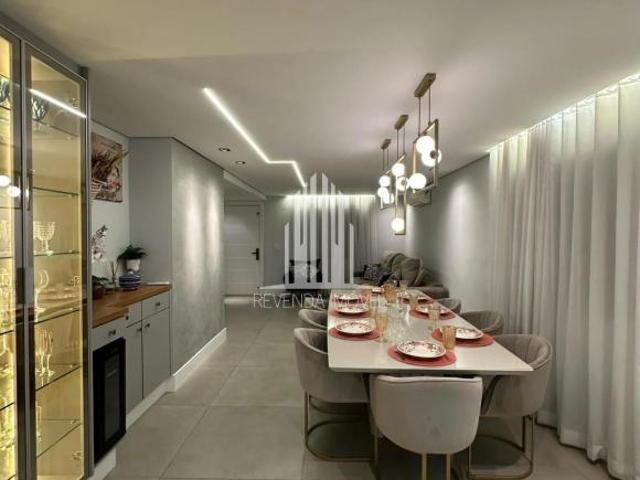 Espetacular Casa à Venda em São Paulo Conjunto Residencial Vista Verde 3 Quartos, 1 Suíte, 2 Salas
