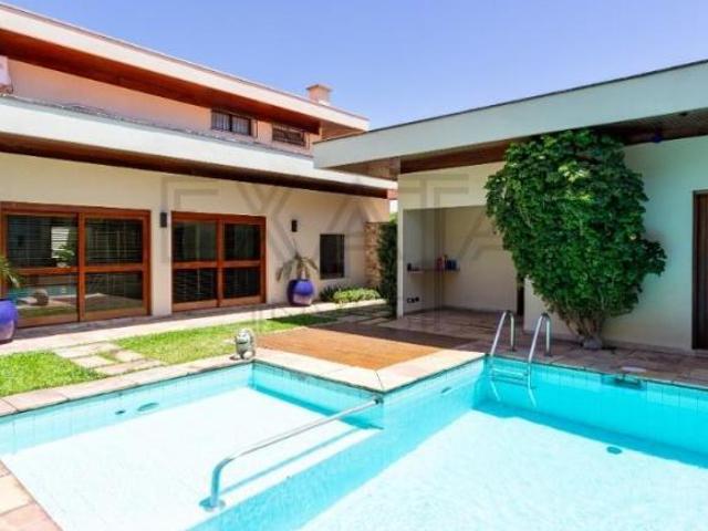 Espetacular Casa à Venda em São Paulo Jardim Guedala: 4 Quartos, 2 Suítes, 5 Salas, 4 Banheiros, 6