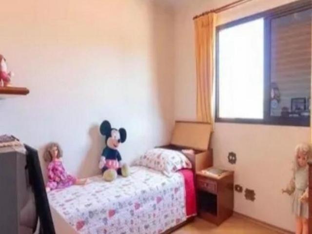 Espetacular casa à venda em São Paulo SP, no Bosque da Saúde, com 3 quartos, 5 banheiros, 5 vagas de