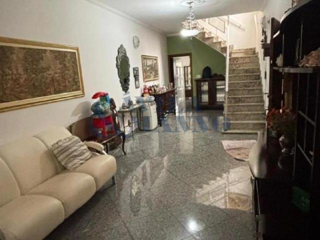 Espetacular Casa à Venda em São Paulo SP, Alto da Mooca: 3 Quartos, 3 Suítes, 1 Sala, 4 Banheiros, 2