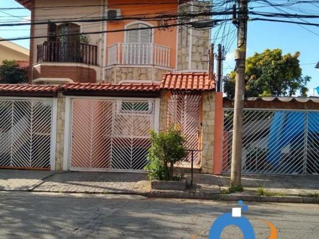 Espetacular casa à venda em São Paulo SP, 3 quartos, 1 suíte, 5 banheiros e 5 vagas na Água Fria!