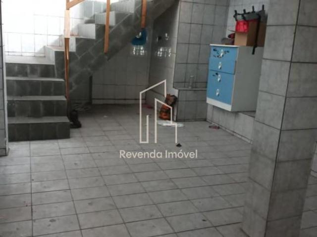 Espetacular Casa à Venda em Santo André Jardim Stella: 5 Quartos, 3 Banheiros