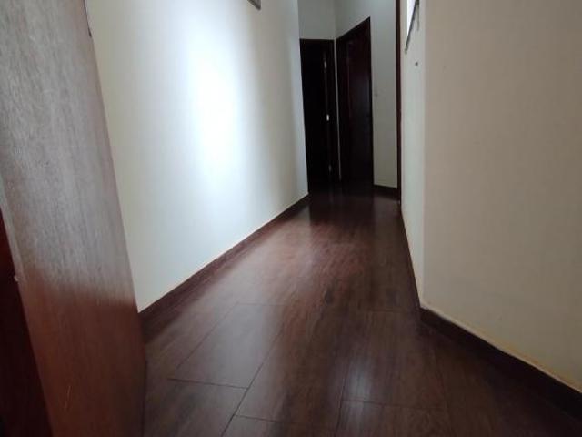 Espetacular Casa à Venda em Residencial São Vicente: 3 Quartos, 1 Suíte, 2 Salas, 3 Banheiros, 2 Vag
