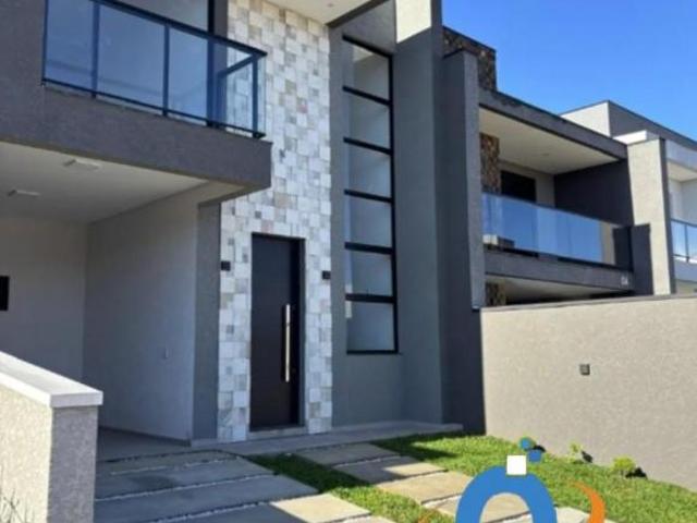 Espetacular Casa à Venda na Costeira, São José dos Pinhais PR: 3 Quartos, 1 Suíte, 3 Banheiros, 2 Va