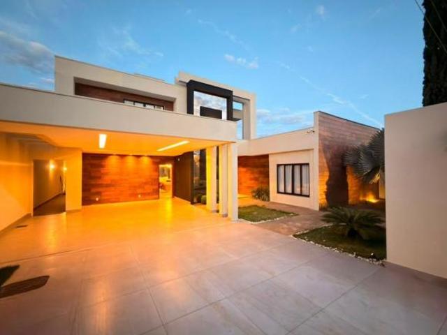 Espetacular casa de alto padrão em Vicente Pires, com 800m² de lote, totalmente mobiliada e vendida