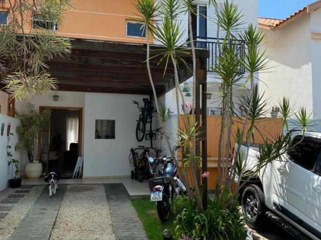Excelente casa de vila para venda em Jardim Bela Vista com 2 quartos, sendo 1 suíte, 122m²