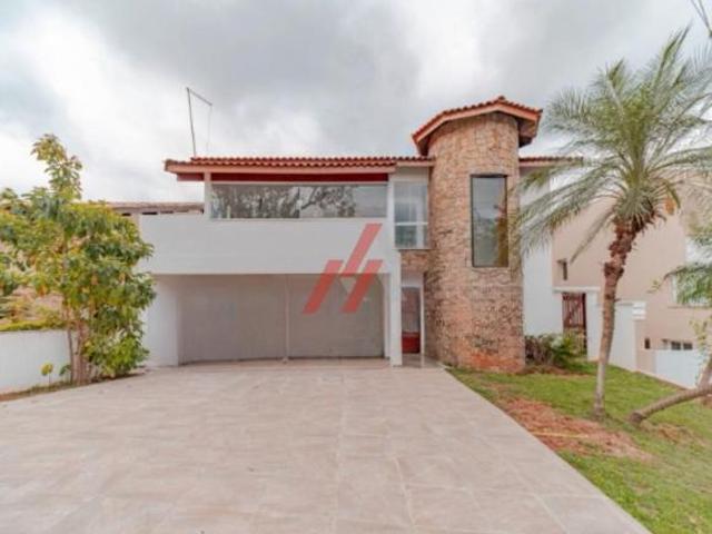Espetacular Casa em Condomínio à Venda em Alphaville, Santana de Parnaíba SP: 4 Quartos, 2 Suítes, 2