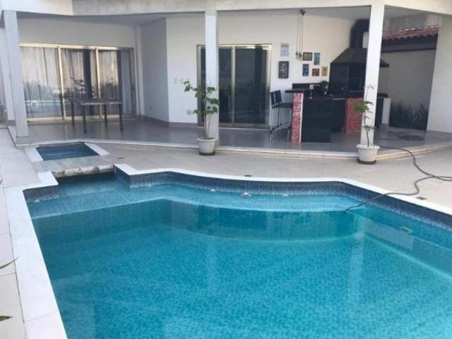 Espetacular Casa em Condomínio à Venda em Sorocaba SP no Jardim Residencial Mont Blanc 3 Quartos