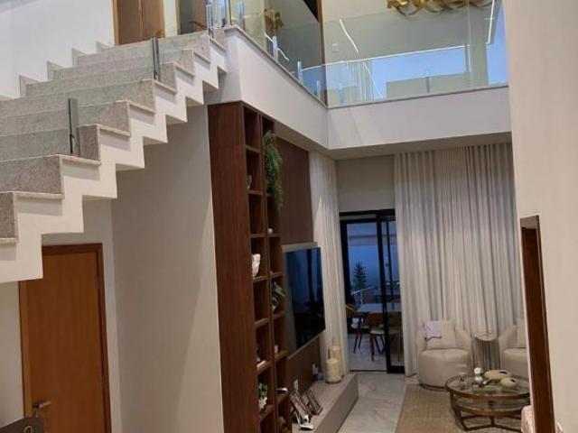 Espetacular casa em condomínio à venda no Condomínio Park Cambuí em Catanduva SP: Mobiliada l Portei