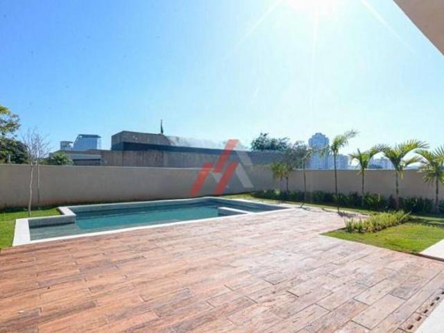 Espetacular Casa em Condomínio de Luxo em Alphaville Residencial Um, Barueri SP: 4 quartos, 4 suítes