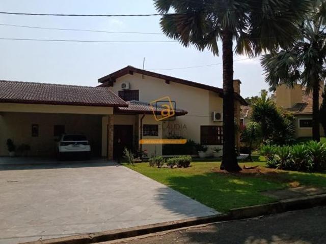 Espetacular casa em condomínio em Itu SP, 5 quartos, 3 suítes, 2 salas, 6 banheiros, 6 vagas, 350m²