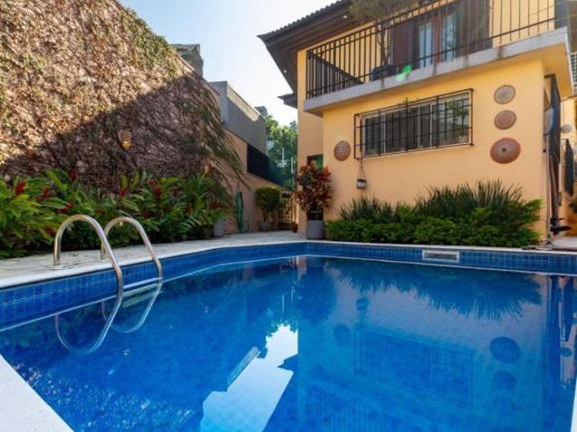 Espetacular casa para venda em Alto da Lapa com 3 quartos, sendo 3 suítes, 310m² michelecandido#ZN