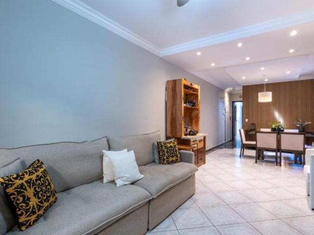 Agradável casa para venda em Jardim Santa Cruz Campo Grande com 3 quartos, sendo 1 suíte, 128m²