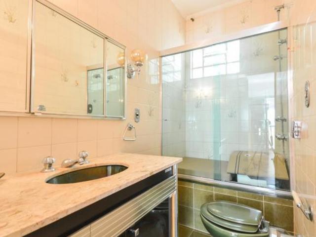 Confortável casa para venda em Saúde com 5 quartos, sendo 3 suítes, 309m² remaxlepex#2F9E6