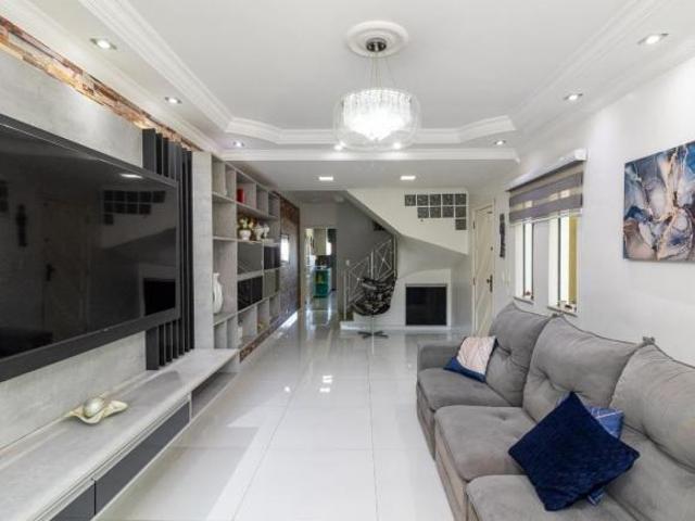 Espetacular casa para venda em Parque São Domingos com 3 quartos, sendo 2 suítes, 231m²