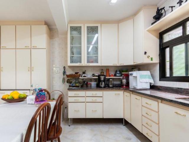 Espetacular casa para venda em Vila das Mercês com 4 quartos, sendo 1 suíte, 263m² theremaxcollect
