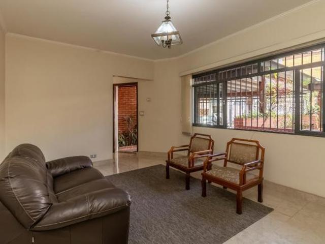 Funcional casa para venda em Vila Madalena com 3 quartos, sendo 1 suíte, 228m² remaxmonarca#ULEFT