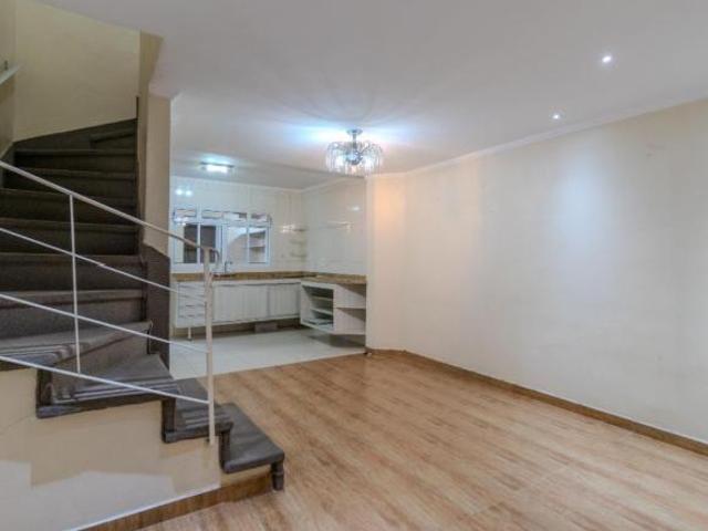 Agradável casa para venda em Vila Olímpia com 2 quartos, 120m²