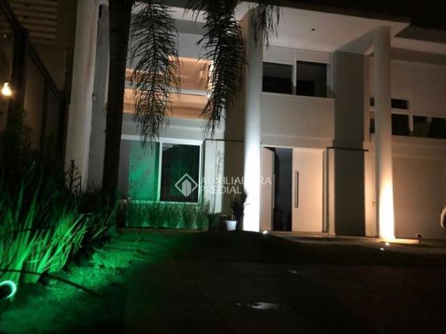 Espetacular casa 4º distrito