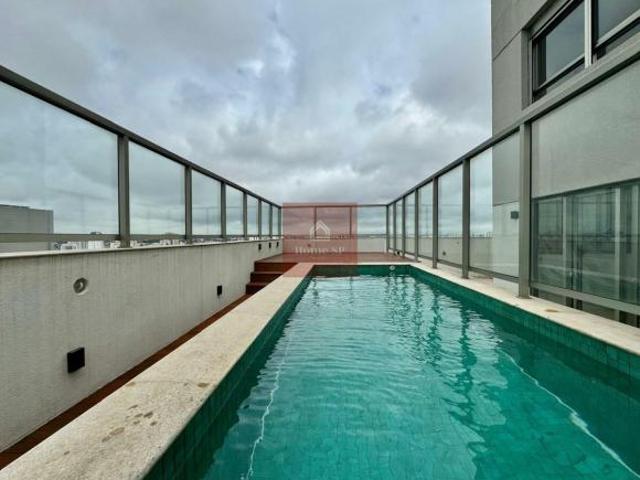 Espetacular cobertura duplex com 838 metros e elevador interno