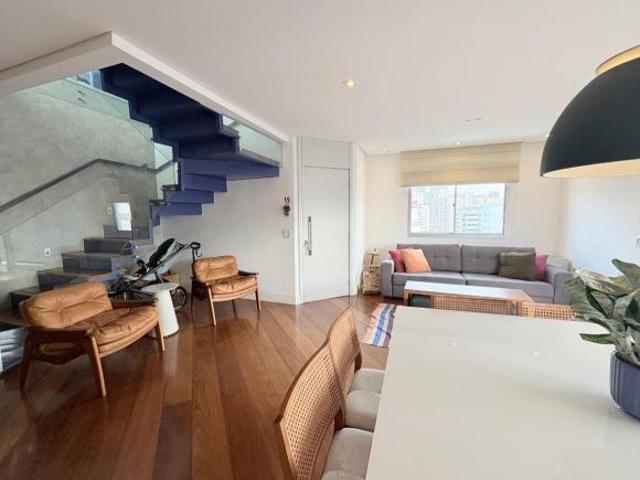 Espetacular cobertura para venda em Perdizes com 3 quartos, sendo 3 suítes, 264m²