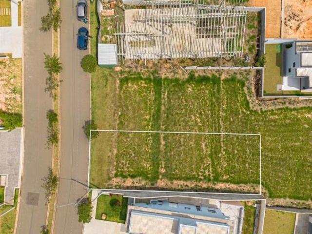 Espetacular lote em condomínio para venda em Loteamento Residencial Rio das Flores, 380m² theremax
