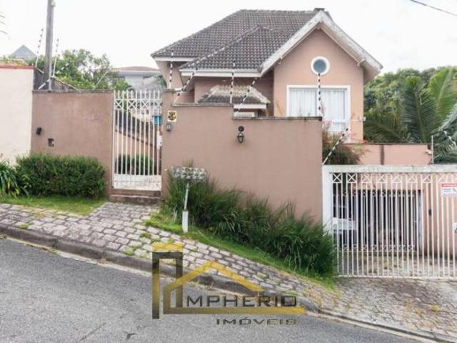Espetacular residência à venda em Abranches, PR: 3 quartos, 3 suítes, 2 salas, 4 banheiros, 6 vagas