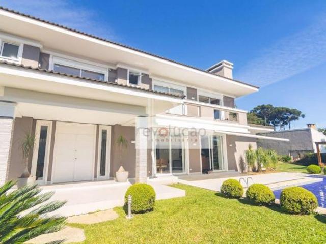 ESPETACULAR RESIDENCIA COM 5 QUARTOS PISCINA TERRENO DE 1337,70 M2