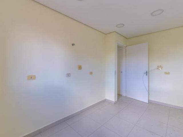 Funcional sobrado para venda em Jardim Ipanema Zona Sul com 4 quartos, sendo 1 suíte, 130m² rema