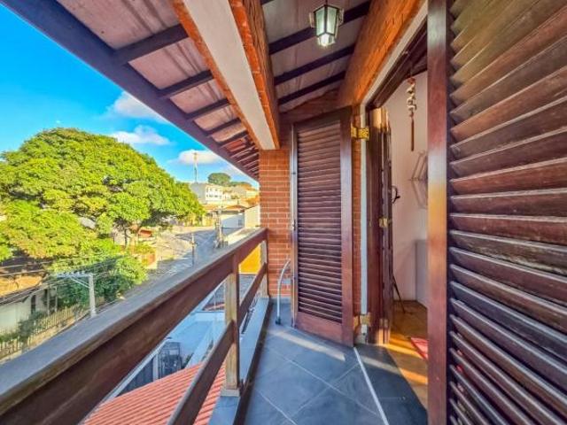 Espetacular sobrado para venda em Jardim Regina com 3 quartos, sendo 1 suíte, 224m² remaxalcance#2